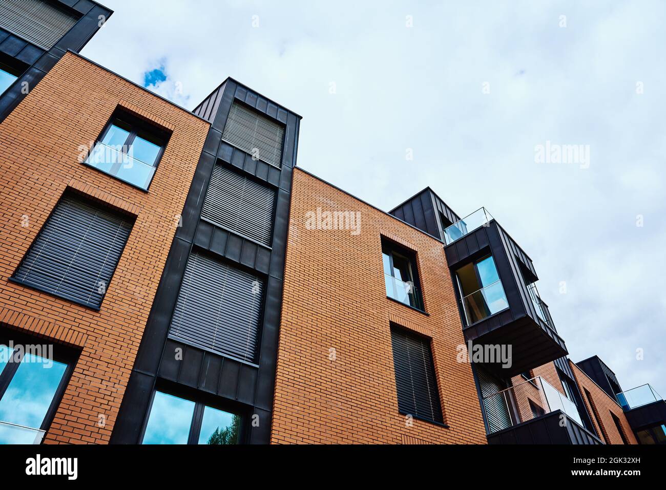Residential building in the city. Modern architecture Stock Photo - Alamy