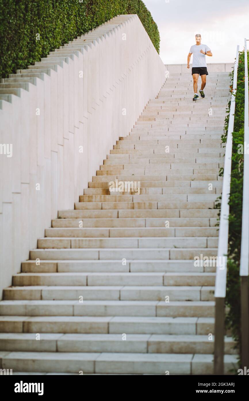 Stair runs hi-res stock photography and images - Alamy