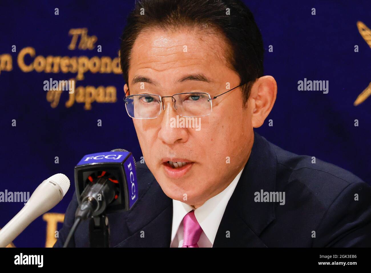 Japanese house 002 jpg hi-res stock photography and images - Alamy