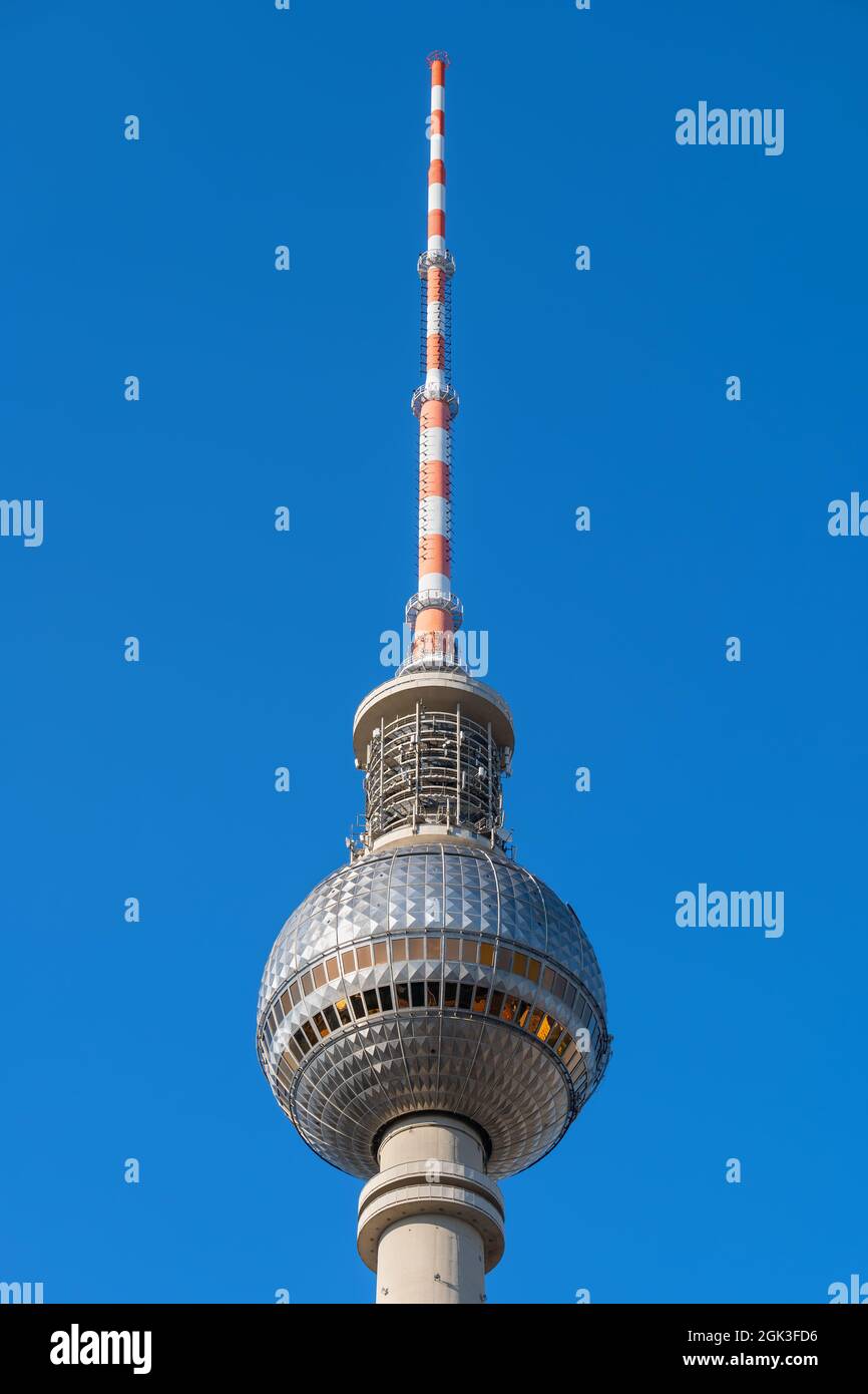 Berlin Television Tower (Berliner Fernsehturm) with closeup to ...