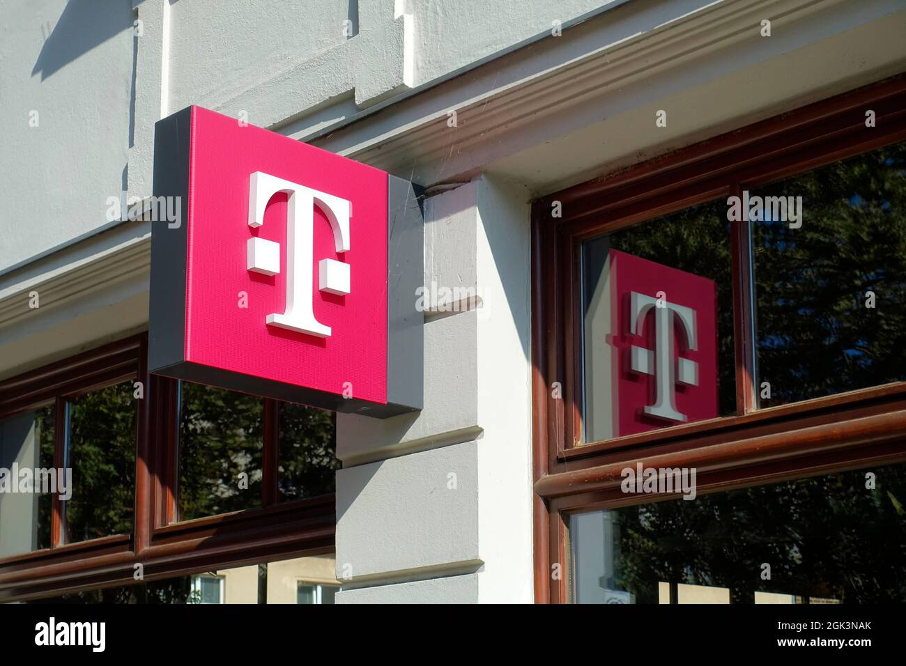 Ral logo hi-res stock photography and images - Alamy