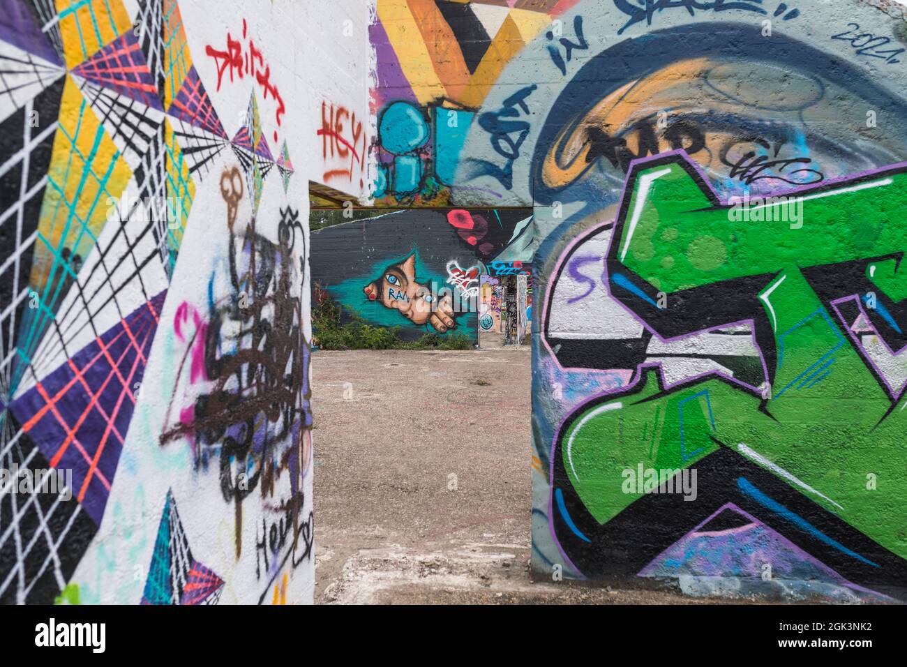 Grafitti art hi-res stock photography and images - Alamy