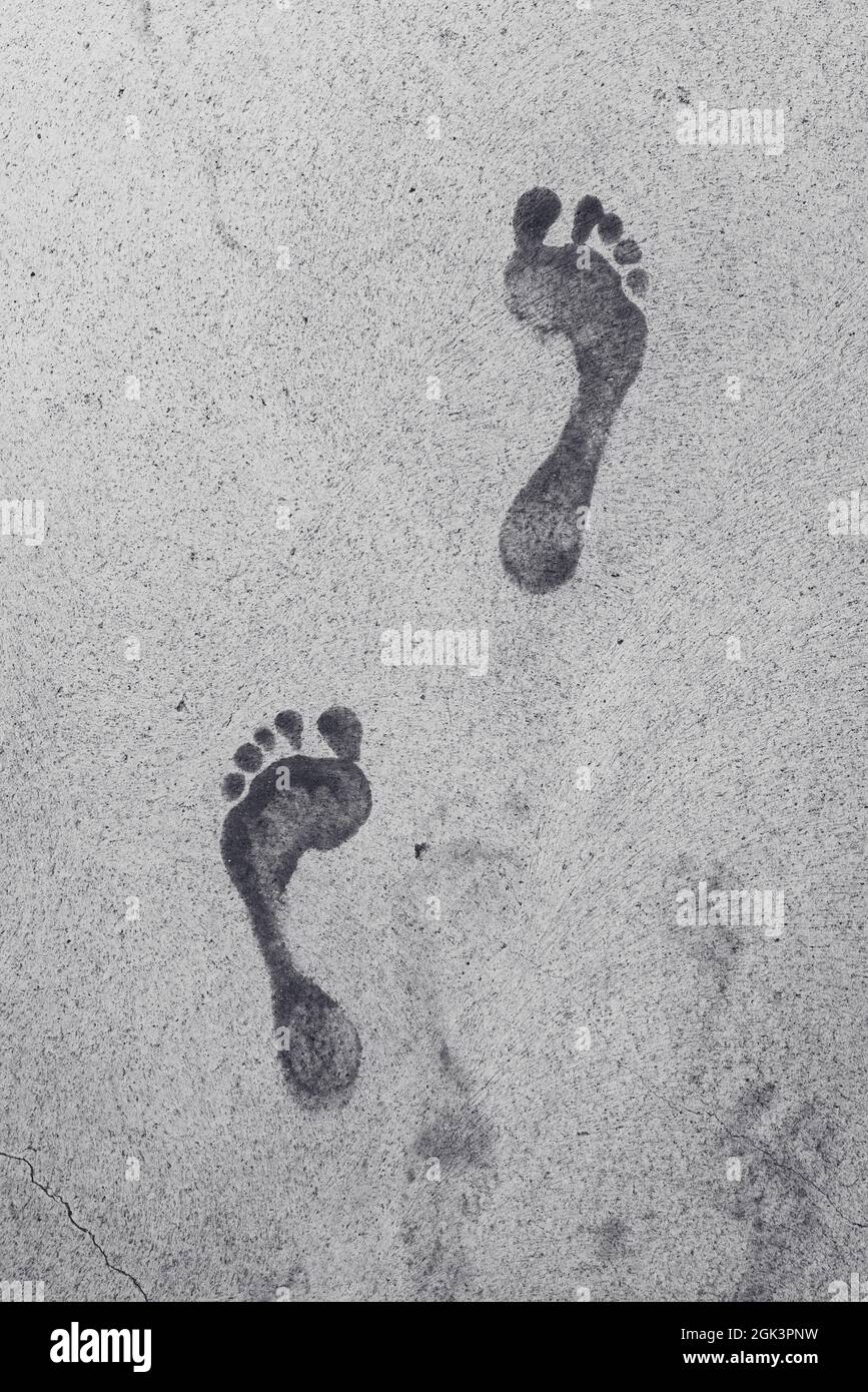 Footprint on concrete hi-res stock photography and images - Alamy