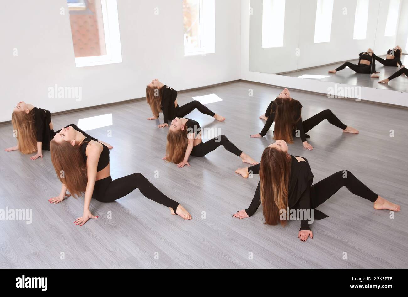 Group of young dancers in studio Stock Photo - Alamy