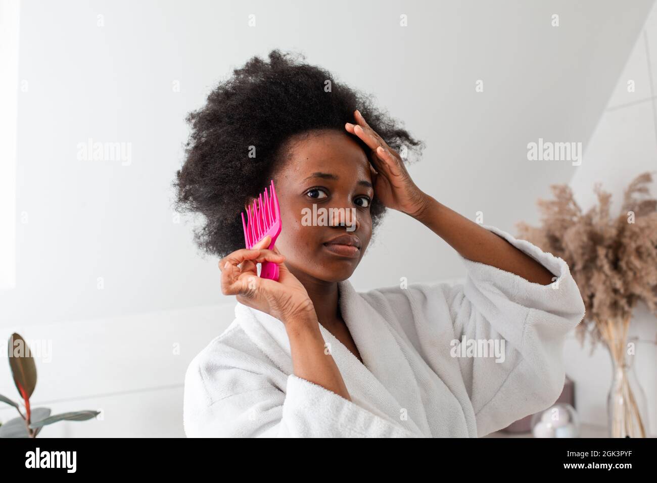 Girl diastema hi-res stock photography and images - Alamy