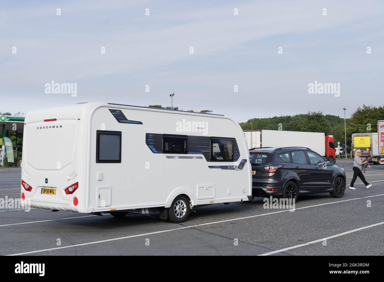 coachman car-a-van pull into service station car park Stock Photo - Alamy