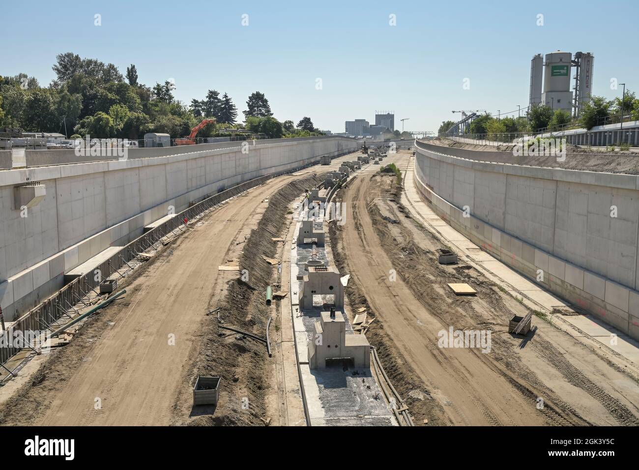 Autobahn a100 hi-res stock photography and images - Alamy