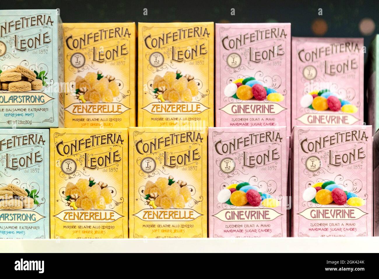 Old fashioned sweets hi-res stock photography and images - Alamy