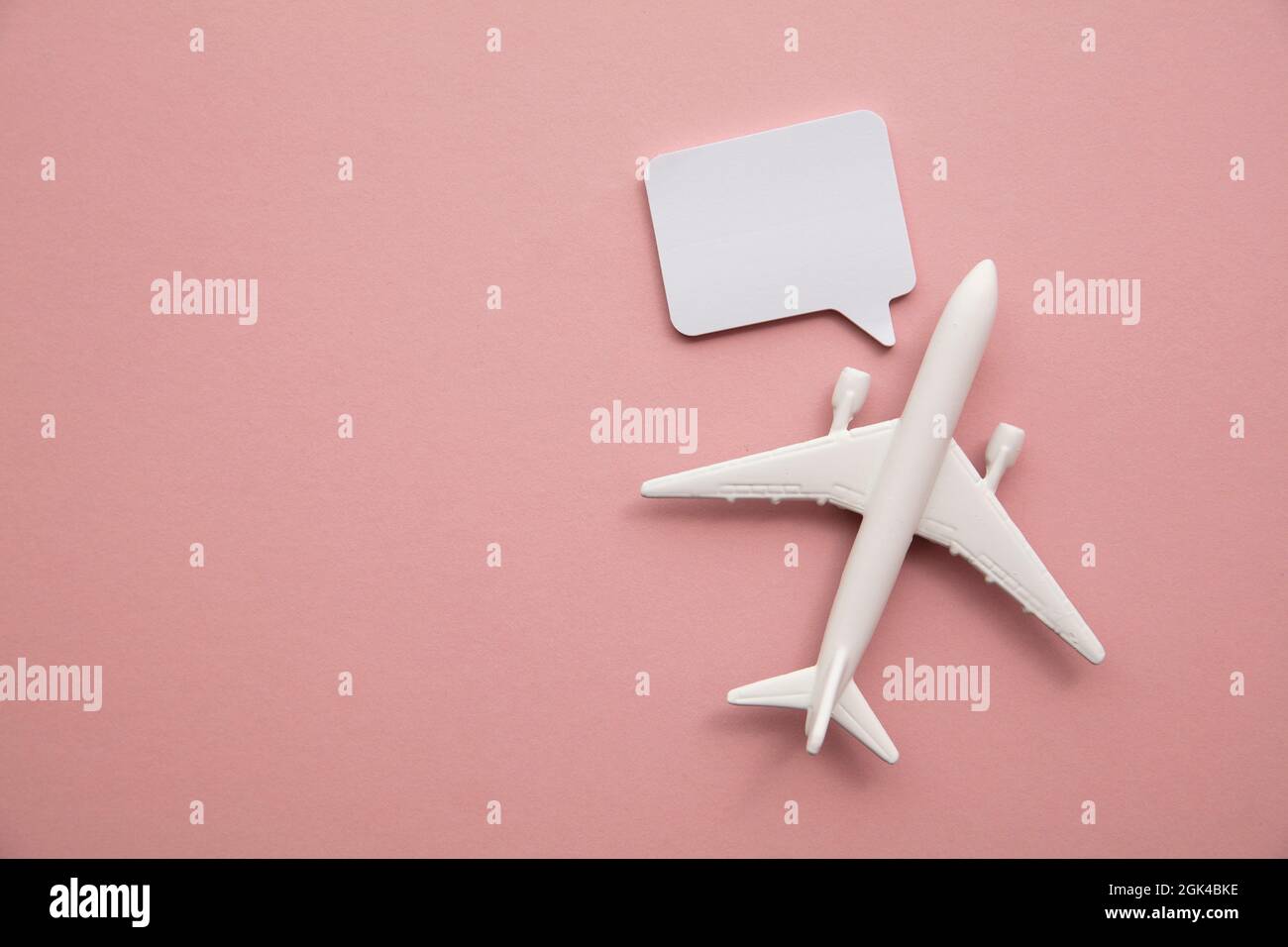 Airplane with a blank speech bubble. Flight feedback and holiday ...