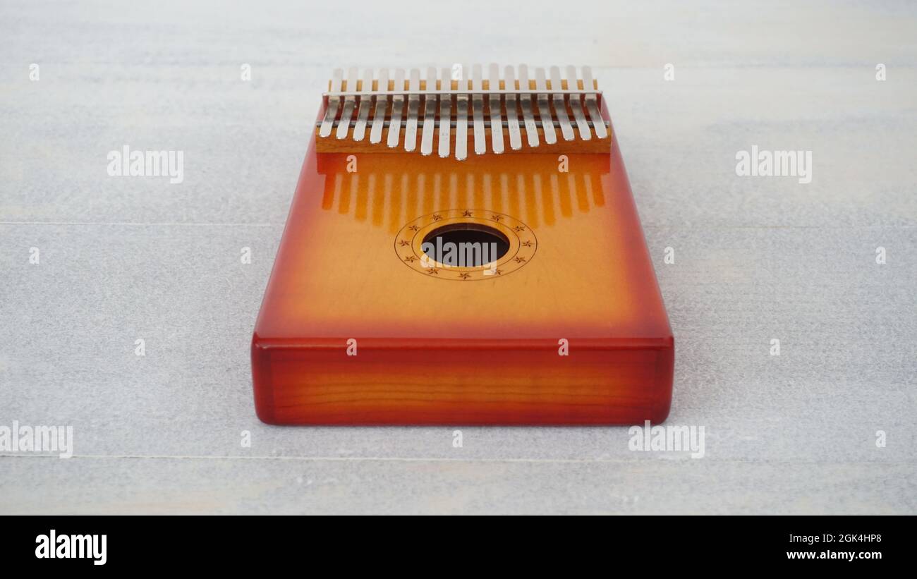Kalimba model hi-res stock photography and images - Alamy