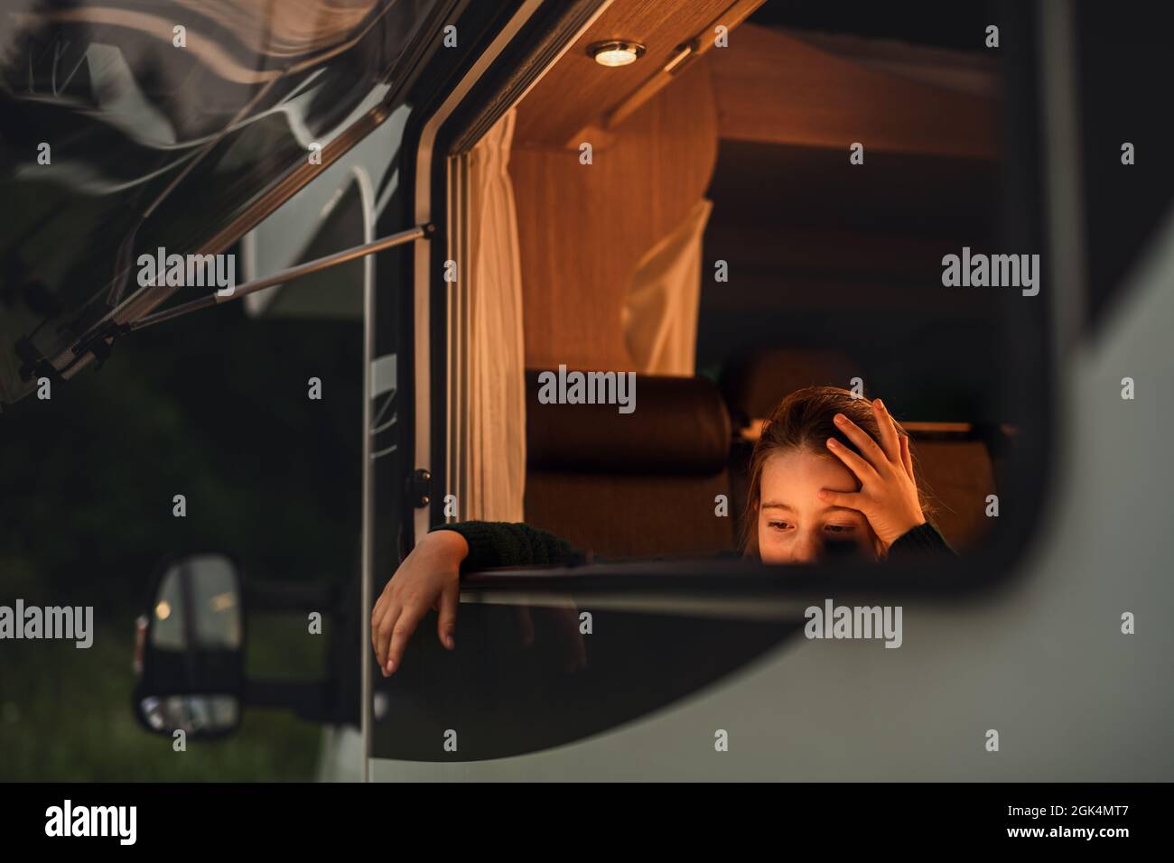 Family and caravan and sad hi-res stock photography and images - Alamy