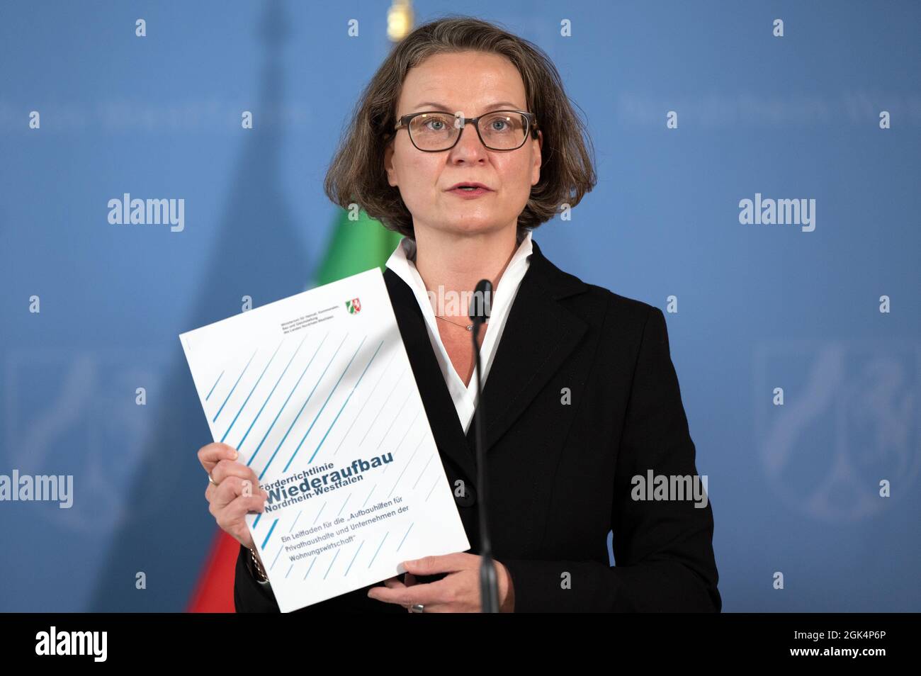 Guideline and procedure hi-res stock photography and images - Alamy