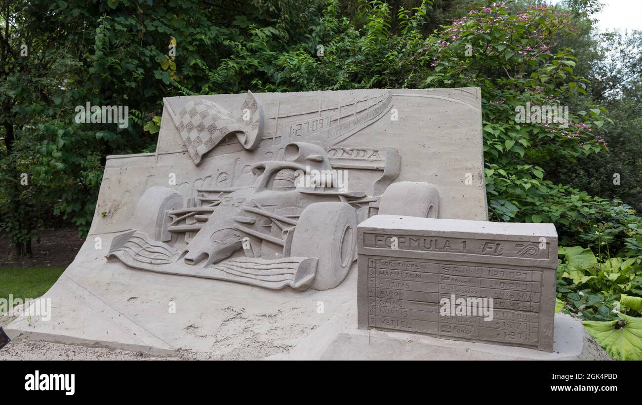sand scupture of formula one car number 33 Stock Photo - Alamy