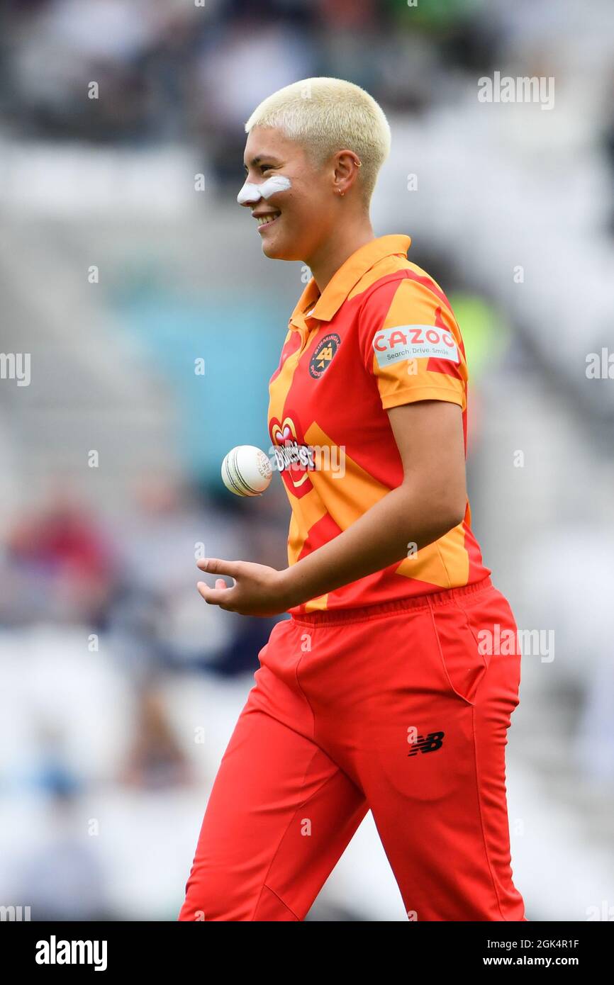 Issy wong hi-res stock photography and images - Alamy