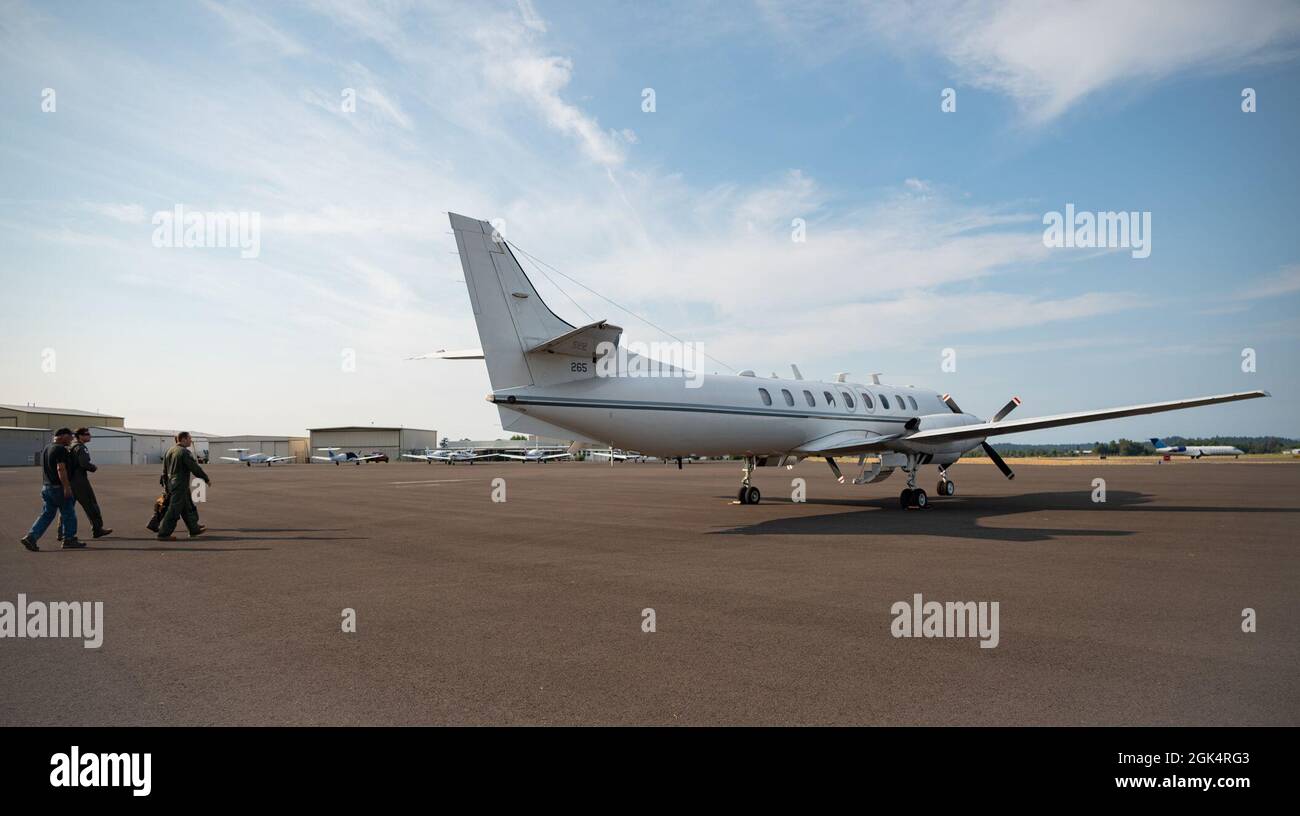 Washington airport map hi-res stock photography and images - Alamy