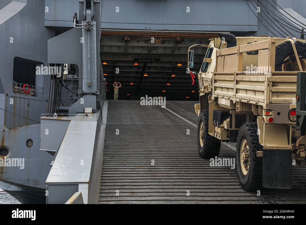 Soldiers from across U.S. Army Pacific load equipment onto U.S. Naval ...