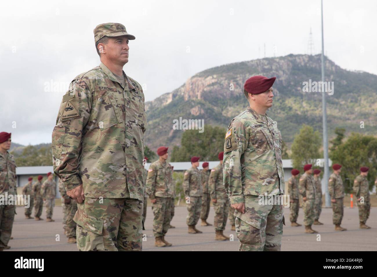 1 509th airborne infantry hi-res stock photography and images - Alamy