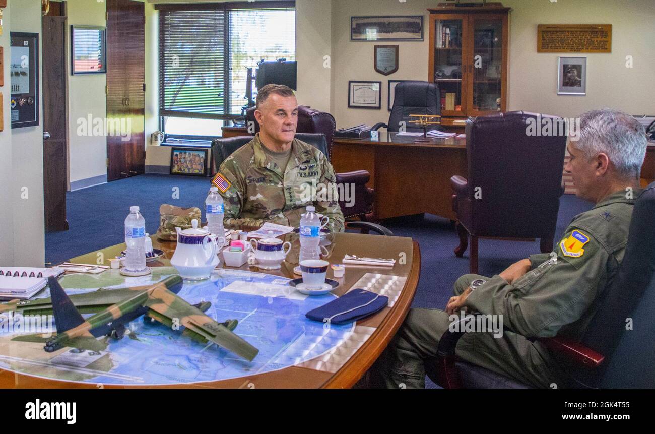 Gen. Charles Flynn, the commanding general of United States Army ...