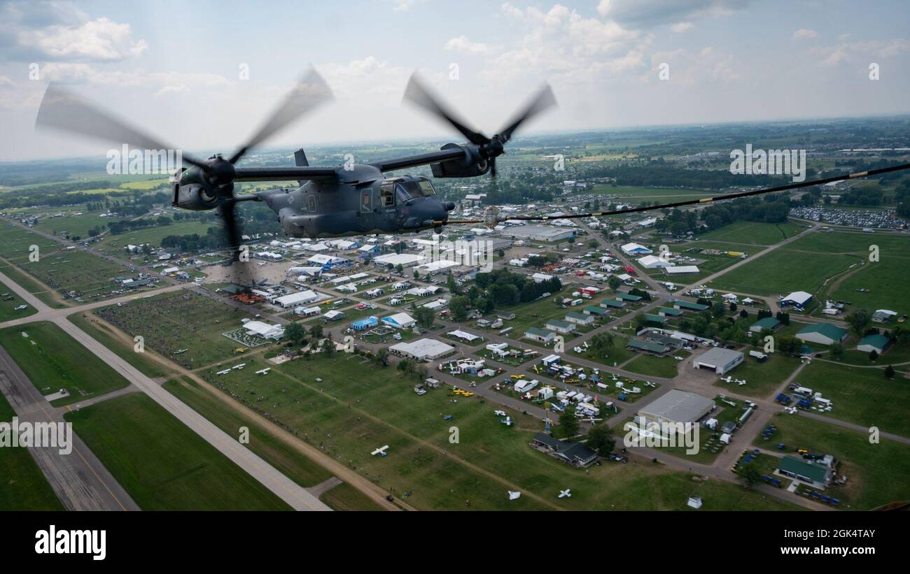 A U.S. Air Force 1st Special Operations Wing CV-22 Osprey from Hurlburt ...