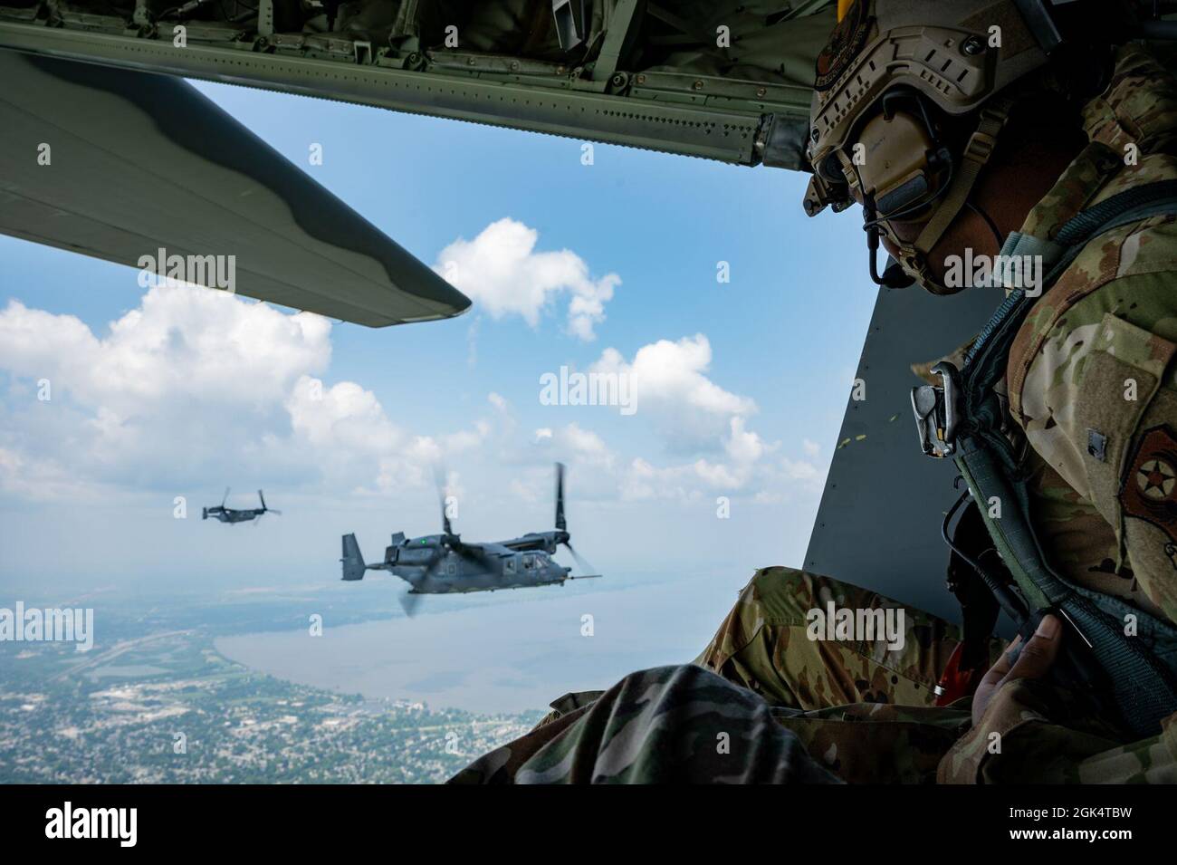 A U.S. Air Force 27th Special Operations Wing MC-130J Commando II ...