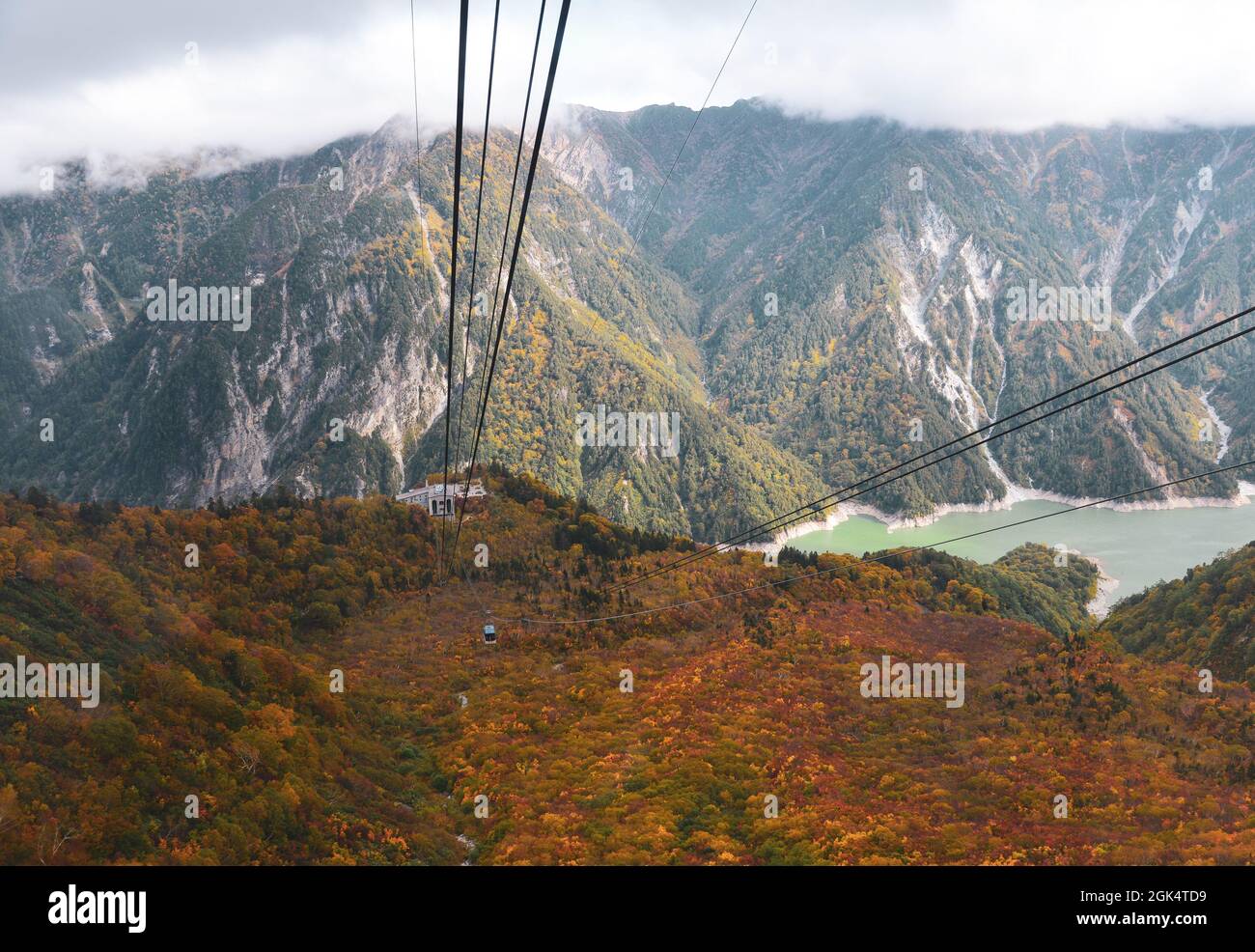 Beautiful mountain scenery near Kurobe Dam Tourist Site in autumn ...
