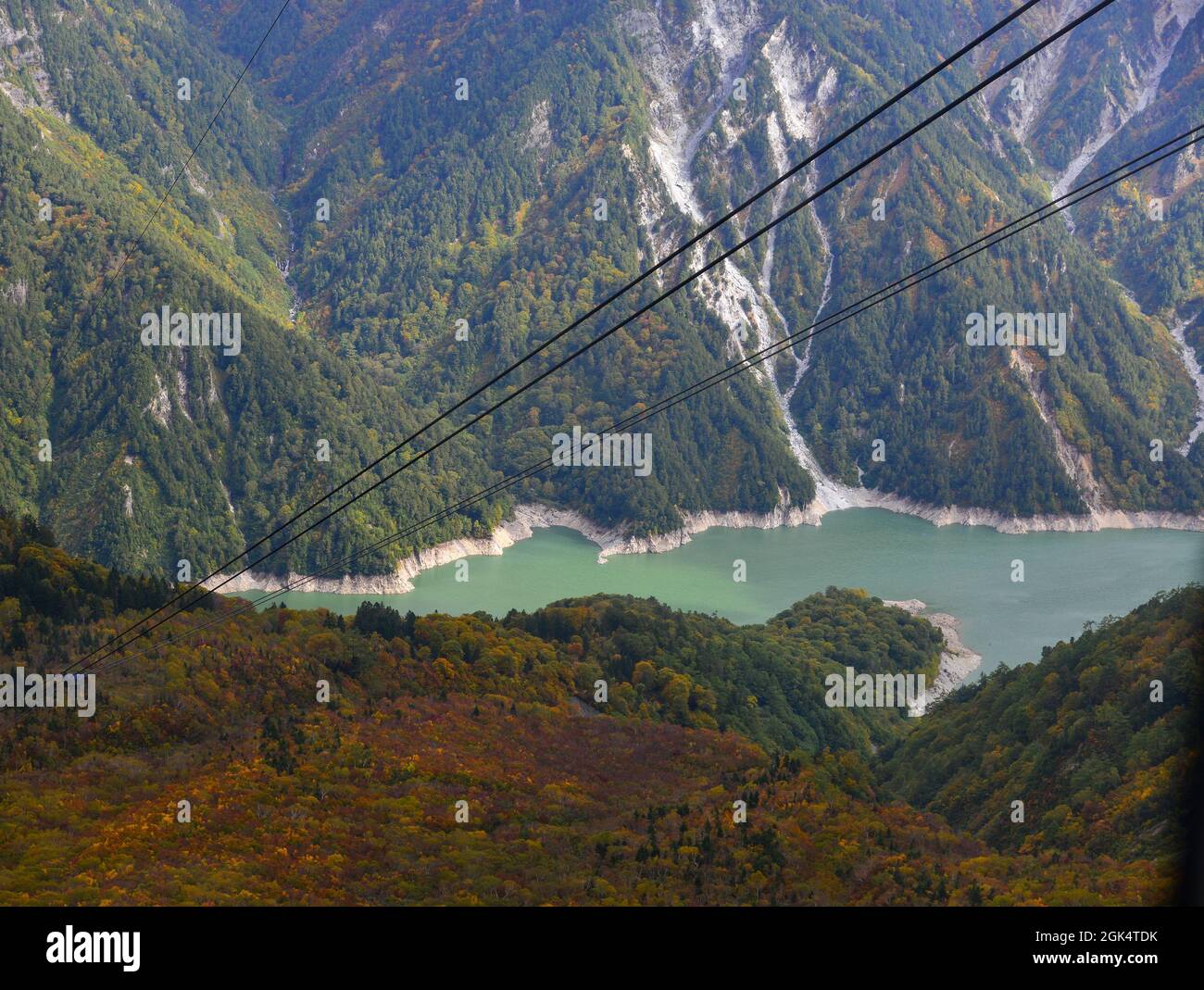 Beautiful mountain scenery near Kurobe Dam Tourist Site in autumn ...