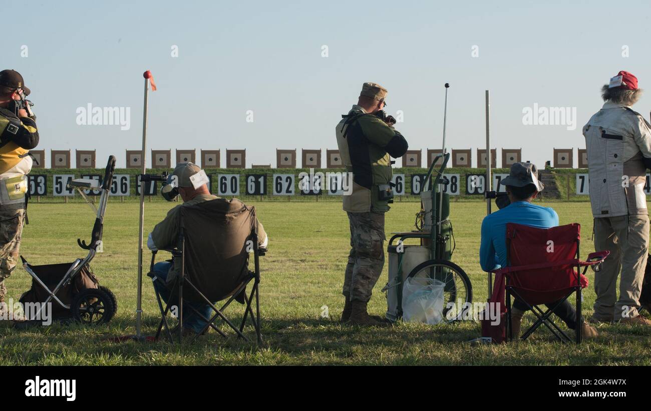 100 targets hi-res stock photography and images - Alamy
