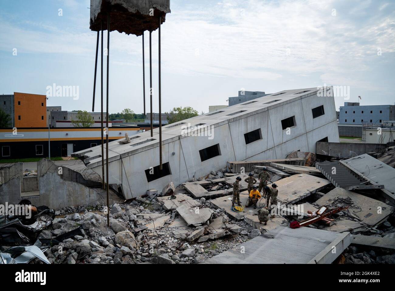 Airmen from the 139th Medical Group complete urban search and rescue ...