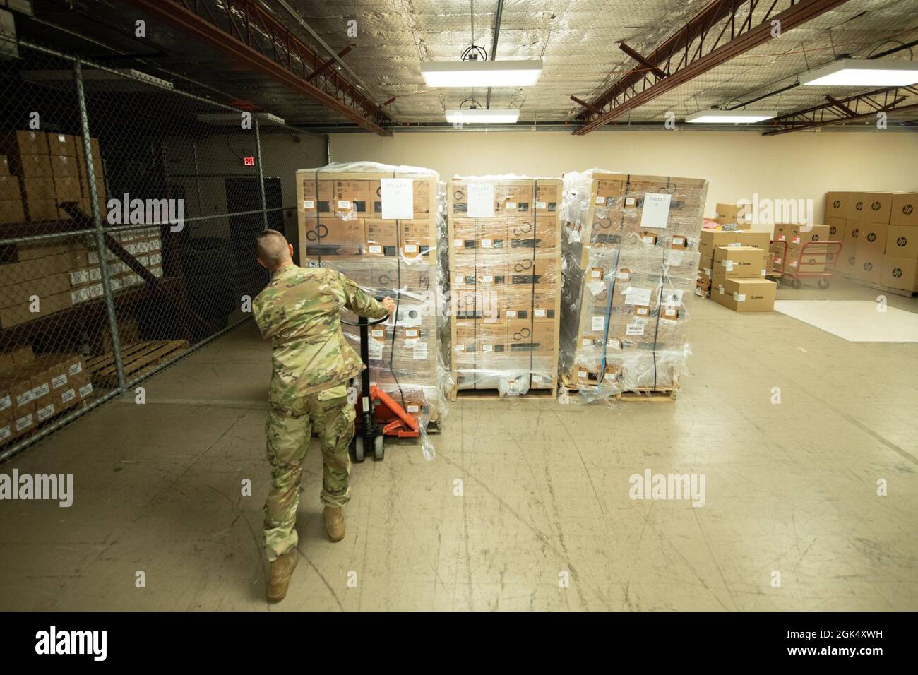 Master Sgt. Jason Jones, 59th Medical Wing MHS GENESIS equipment ...