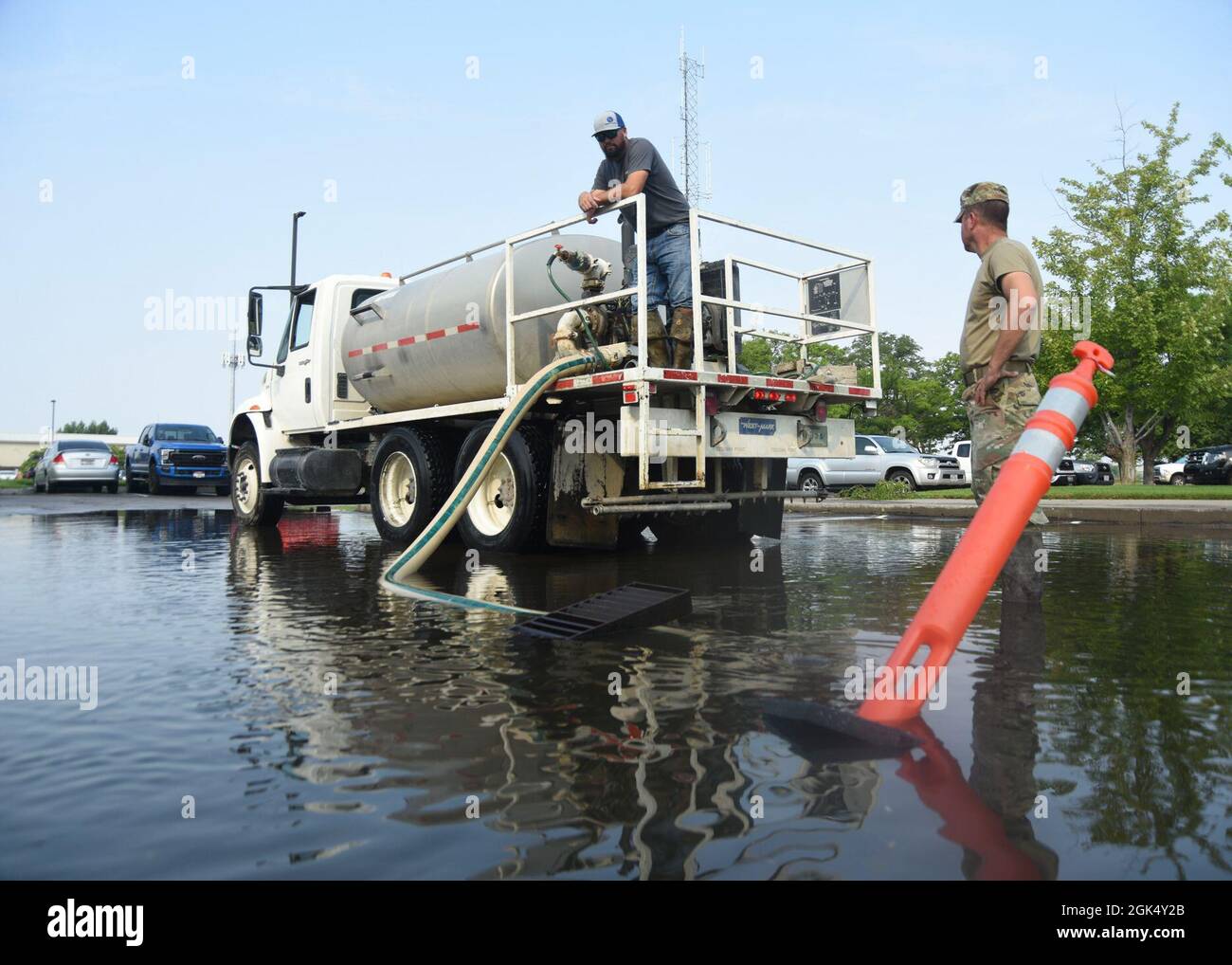 Water runways hi-res stock photography and images - Alamy
