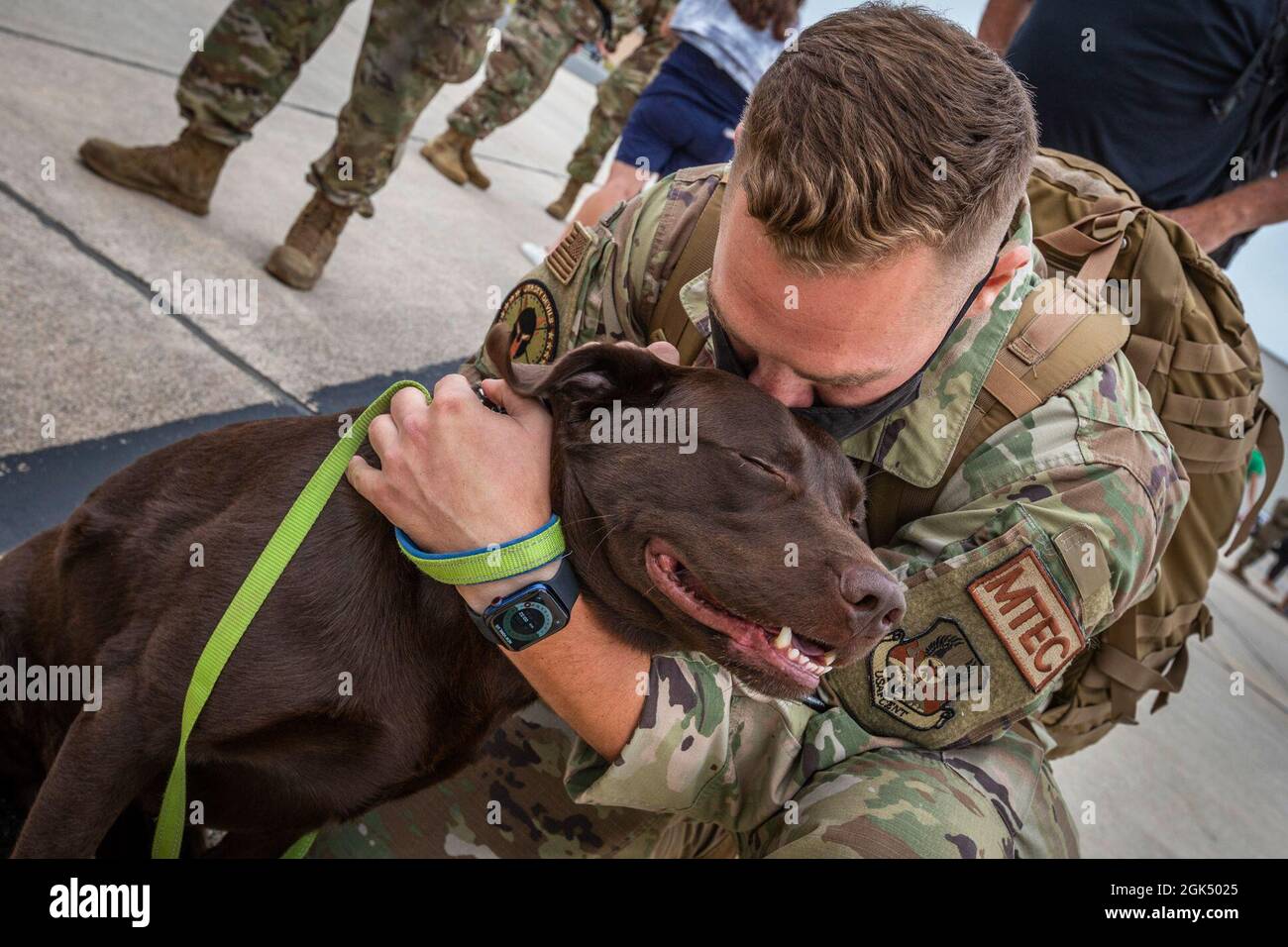 U.S. Air Force Airmen with the 177th Fighter Wing, New Jersey Air ...