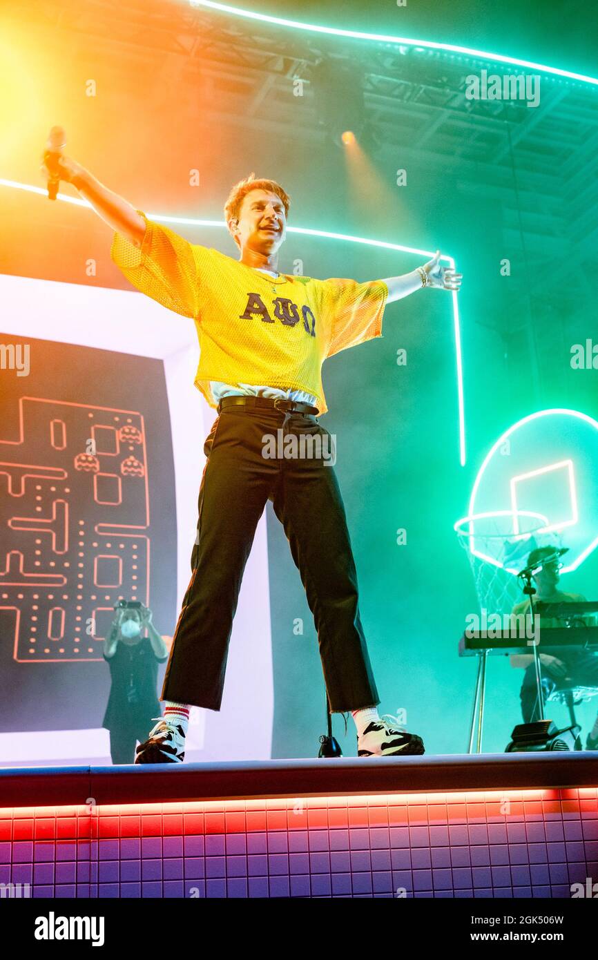 Austin, TX - SEPT 12, 2021: Dave Bayley of Glass Animals performed live ...