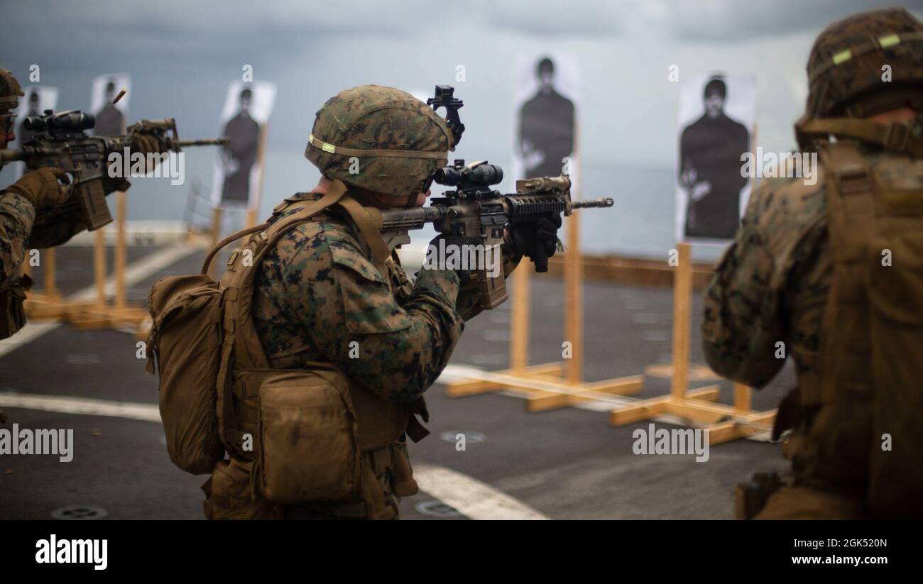 U.S. Marines with Light Armored Reconnaissance (LAR), Battalion Landing ...