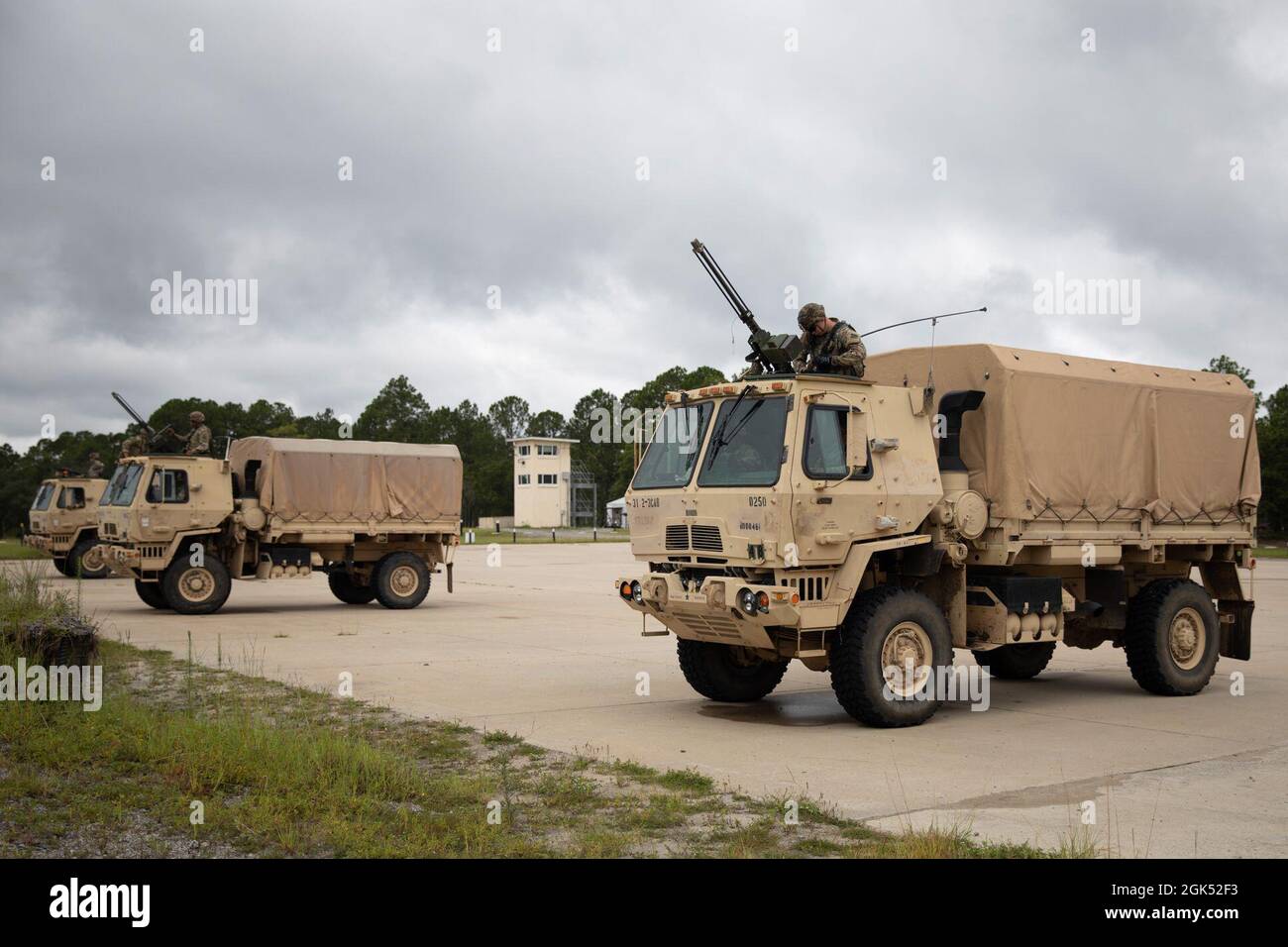 Soldiers assigned to the 2nd Battalion, 3rd General Support Aviation ...