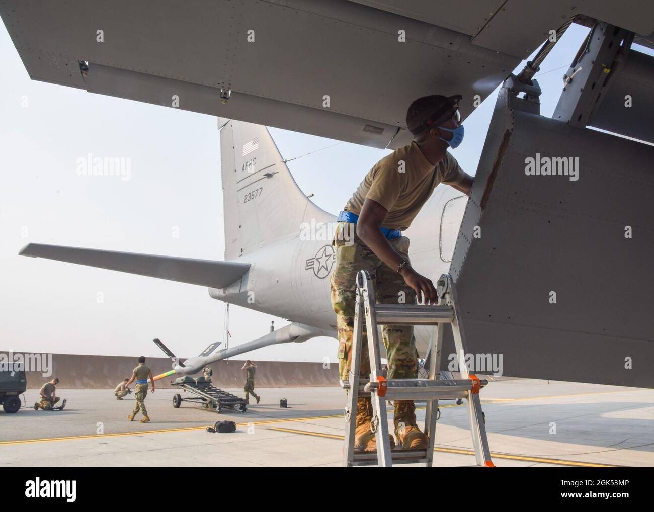 A 92nd Aircraft Maintenance Squadron Airman inspects the wings of a KC ...