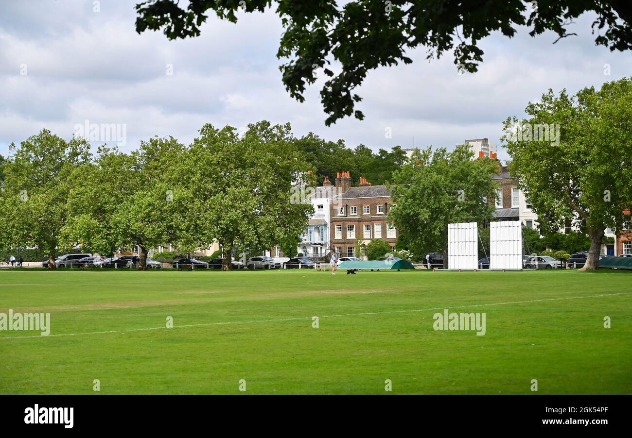 Kew Green South West London England , UK Stock Photo - Alamy