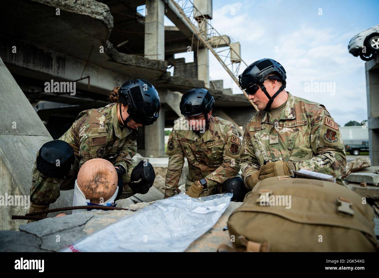 Urban search and rescue class hi-res stock photography and images - Alamy