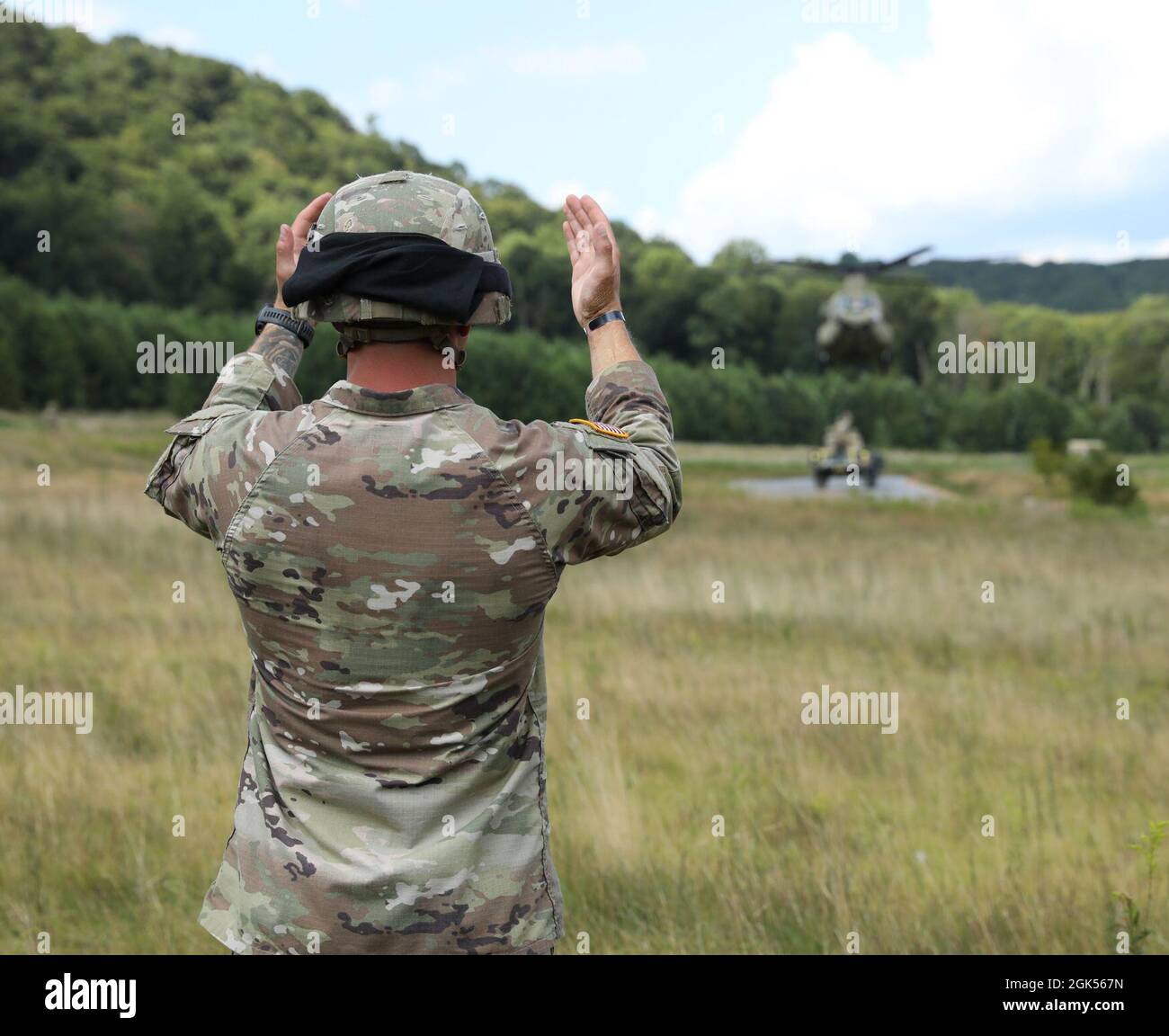 Hand And Arm Signals Infantry Hand Signals A.gif (482×531)