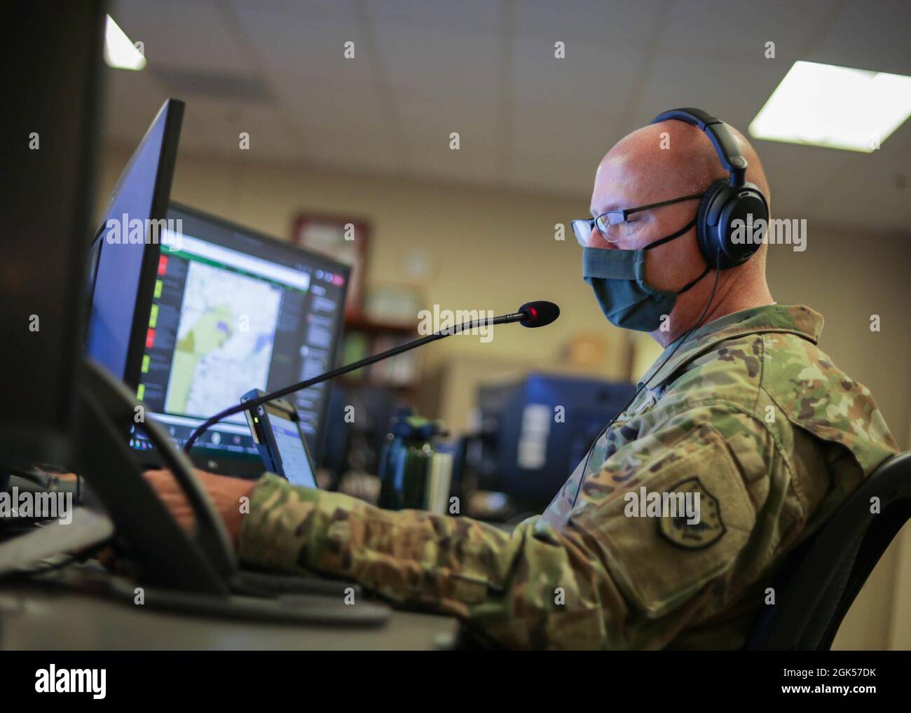 Commanders update brief hi-res stock photography and images - Alamy