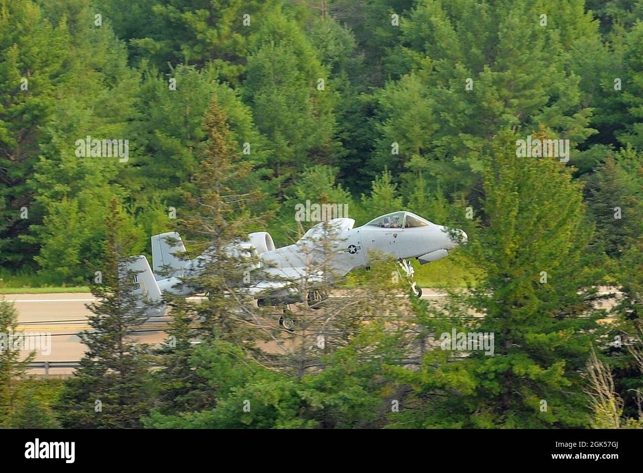 An A-10 Thunderbolt II from the 107th Fighter Squadron, 127th Wing ...