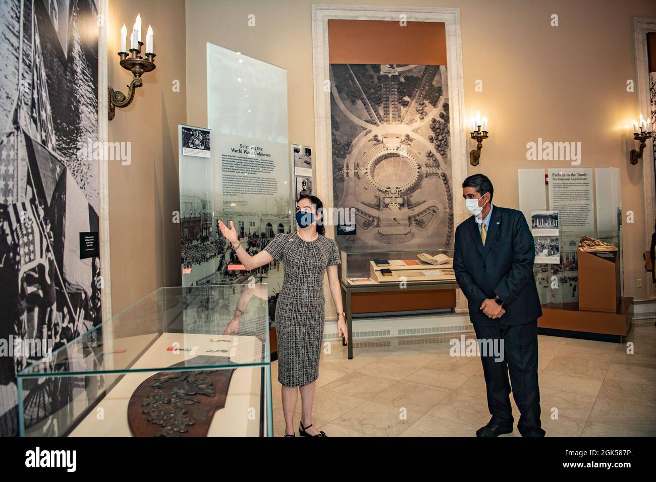 Allison Finkelstein (left), historian, Arlington National Cemetery ...