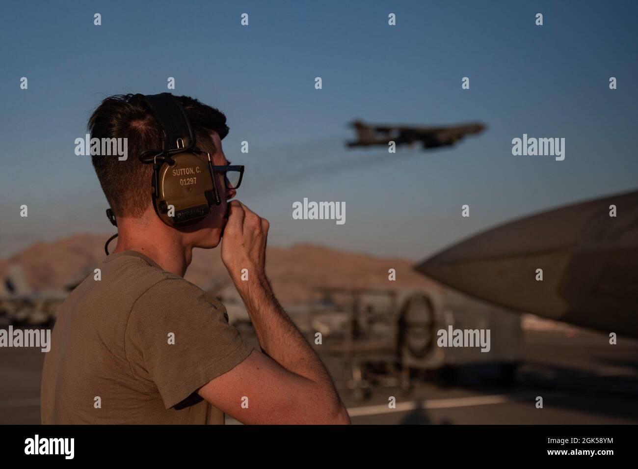 Crew 3 preflight hi-res stock photography and images - Alamy