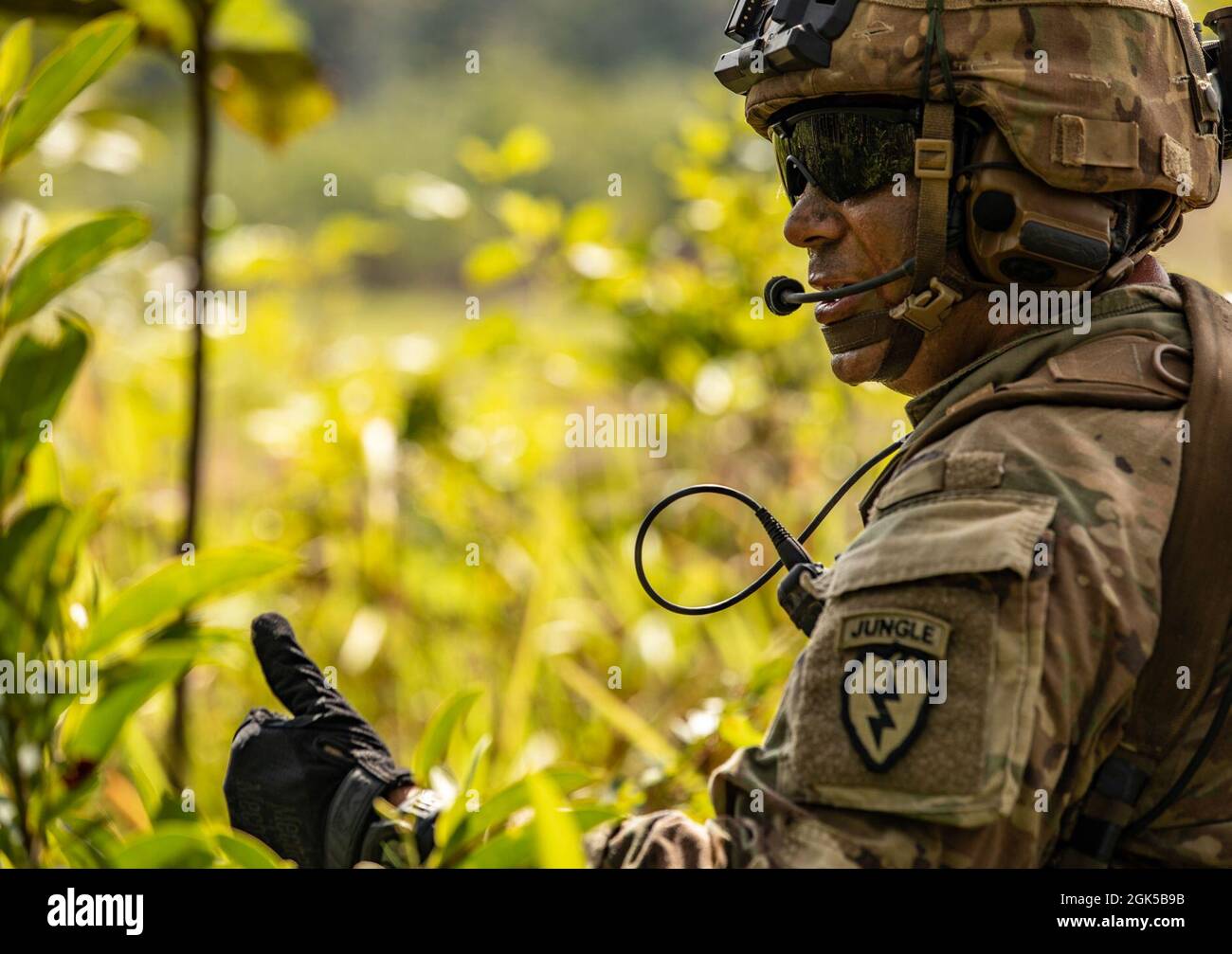 U.S. Army Soldiers with 1st Battalion, 21st Infantry Regiment, 2nd ...