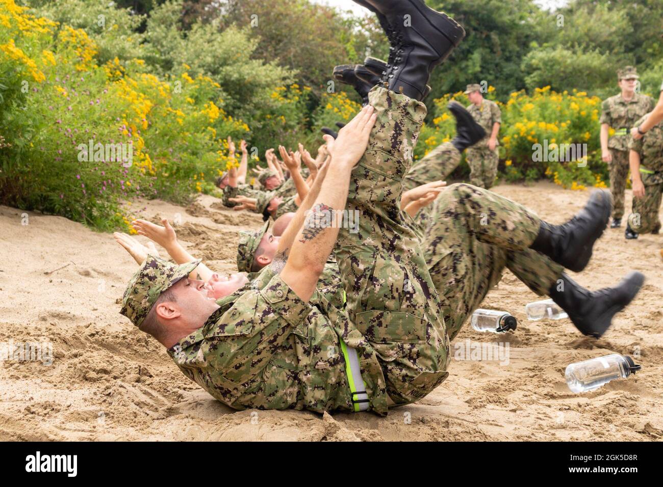 Officer Candidate School (OCS) class 01-22 students perform remedial ...
