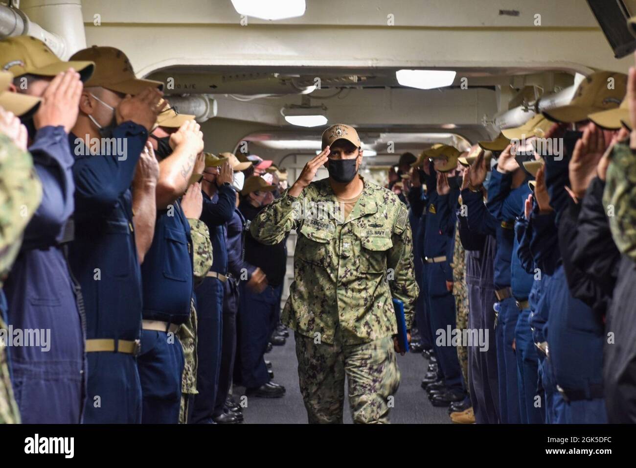 Capt. Karrey Sanders departs amphibious transport dock ship USS ...