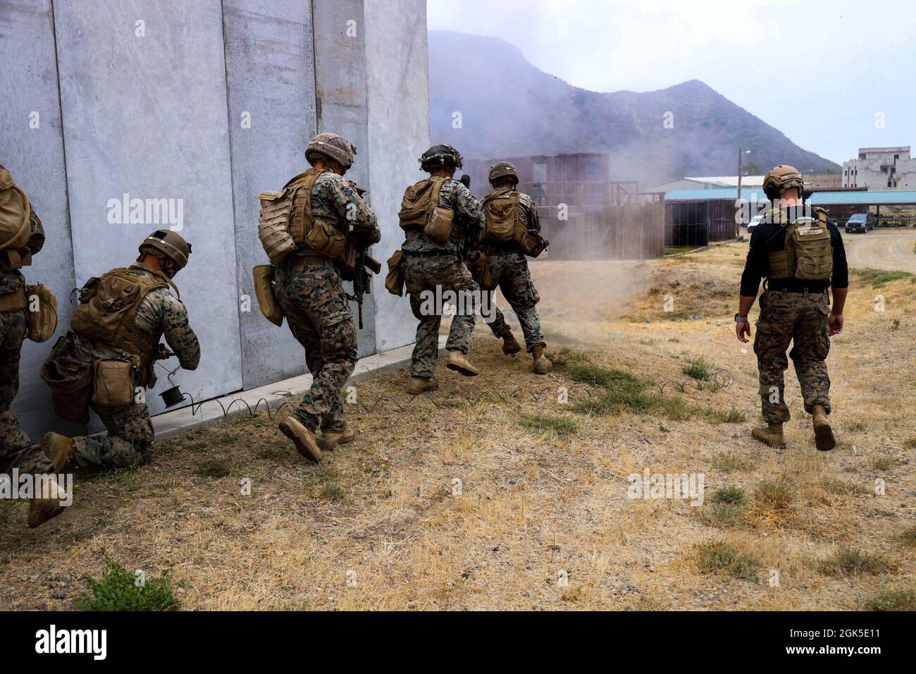 U.S. Marines with 1st Battalion, 5th Marines, 1st Marine Division ...