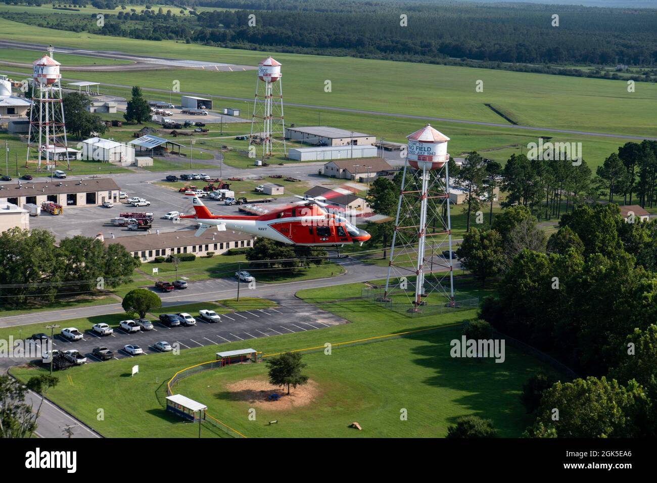 MILTON, Fla. (Aug. 6, 2021) The Navy’s first TH-73A Thrasher arrives at ...