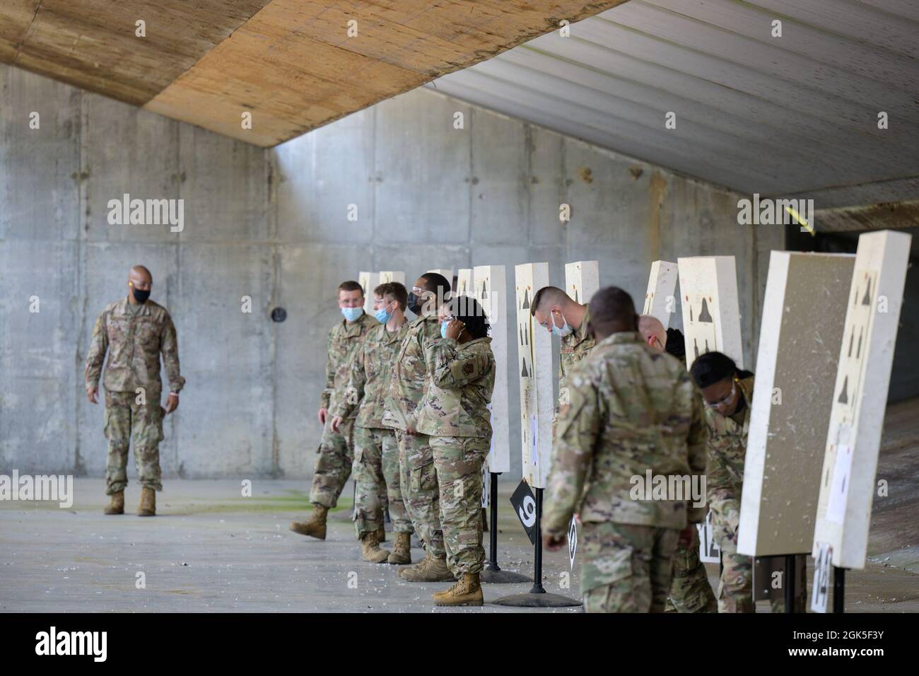 U.S. Airmen with the 116th Air Control Wing, Georgia Air National Guard ...