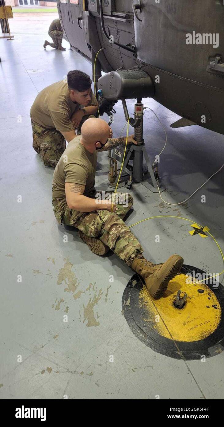 Weighing course hi-res stock photography and images - Alamy