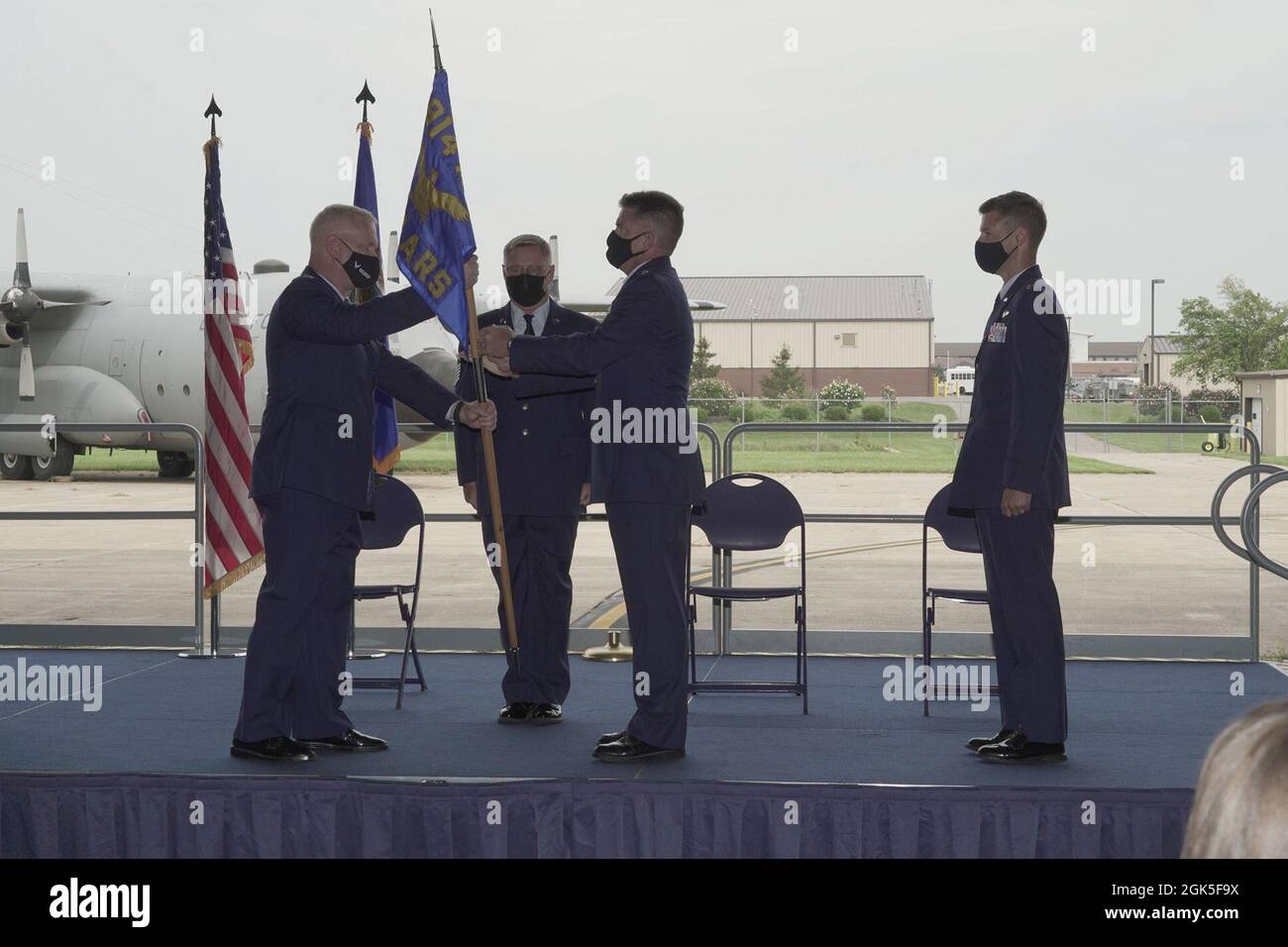 328th airlift squadron hi-res stock photography and images - Alamy